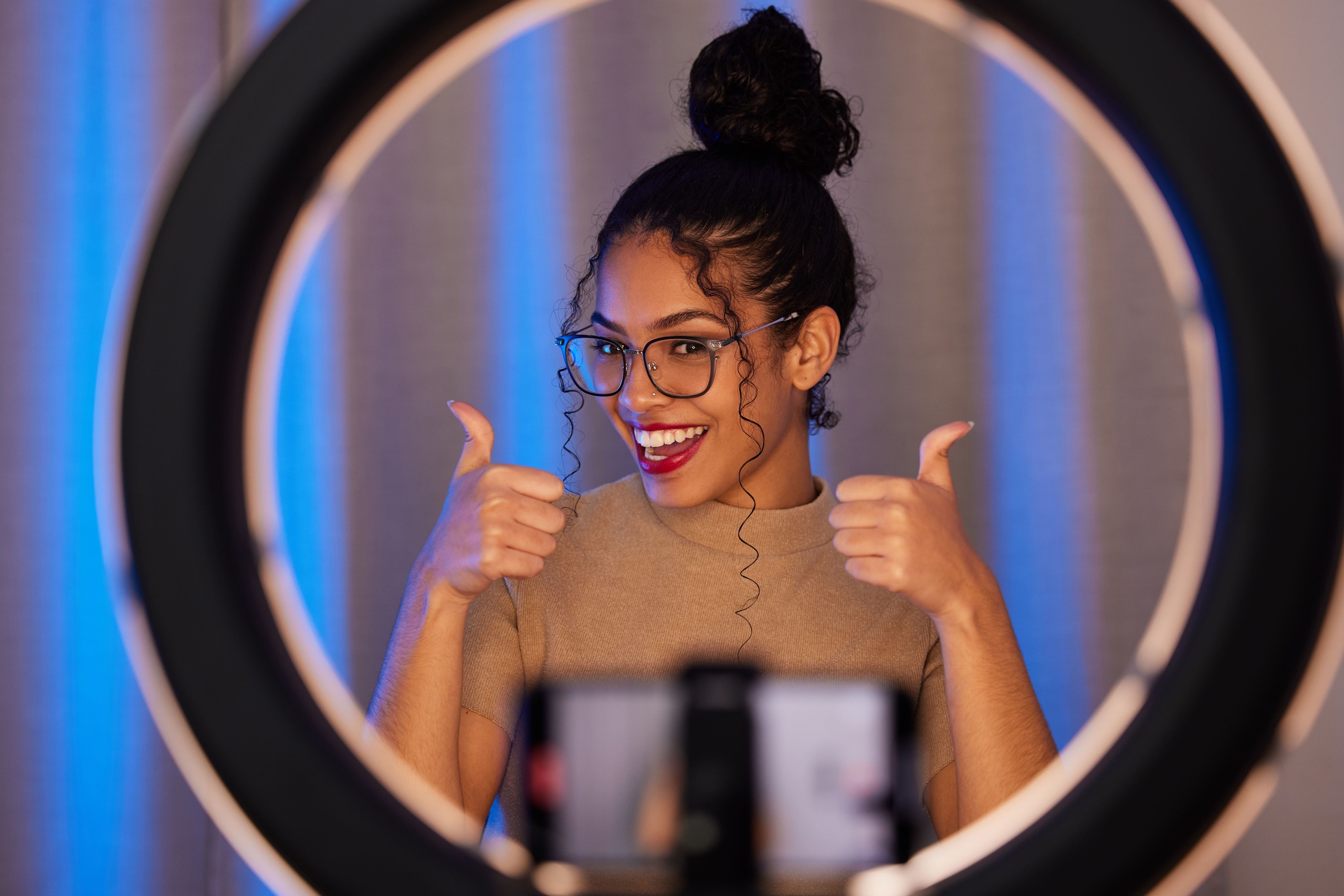 How to Generate Buzz Before Your VOD Launch | Uscreen